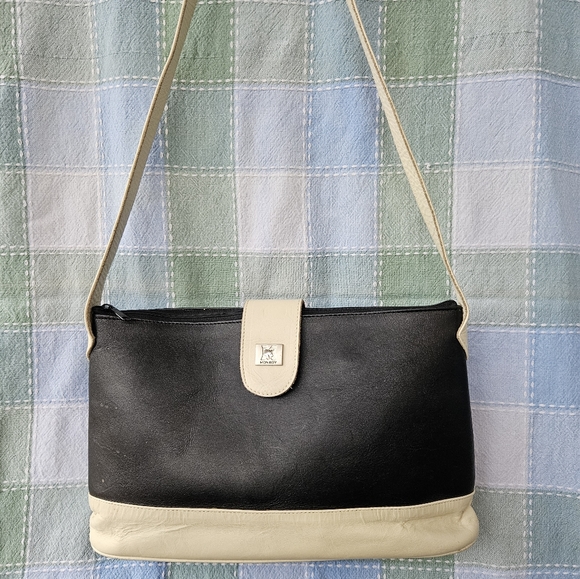 monroy | Bags | Vintage Monroy Mexican Leather Monochromatic Shoulder ...